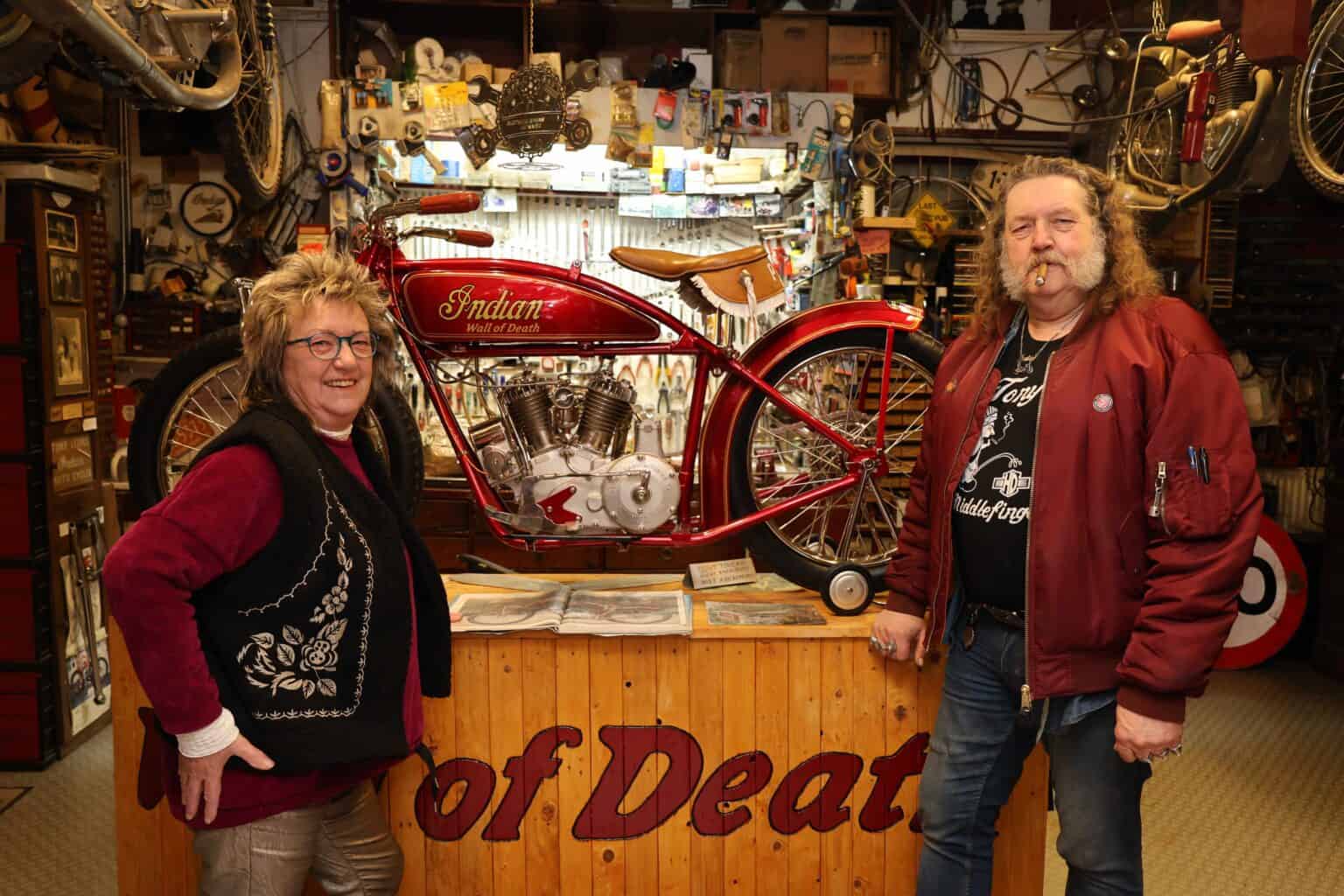 Open middagen Indian Motorcycle Museum Tony "Indian" Leenes